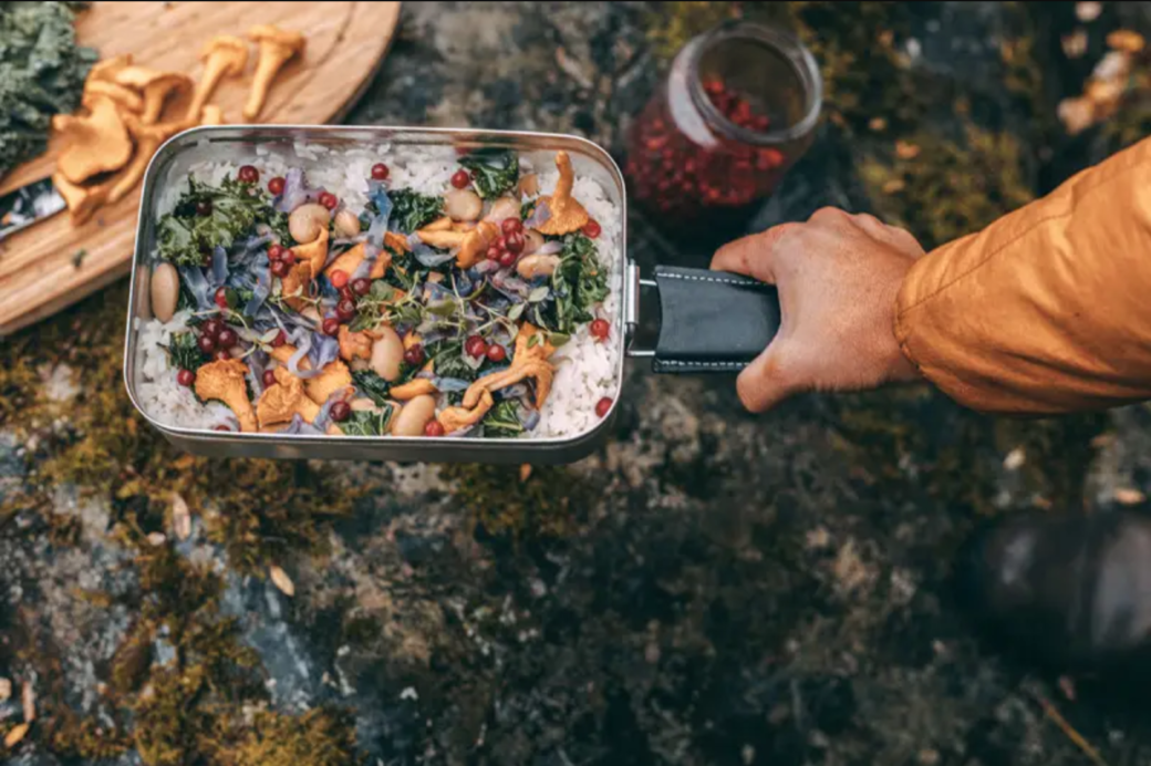 MESS TIN LARGE BLACK HANDLE — Camp One Outdoor brand