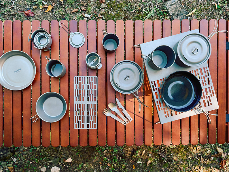 TITANIUM MINI GRILL — Camp One Outdoor brand