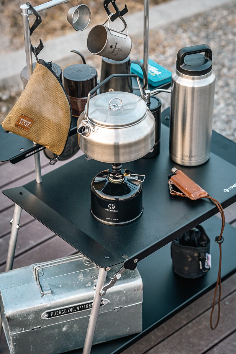 การตั้งแคมป์แบบ Solo Minimal กับ Commanine Campbell Table — Camp One ...